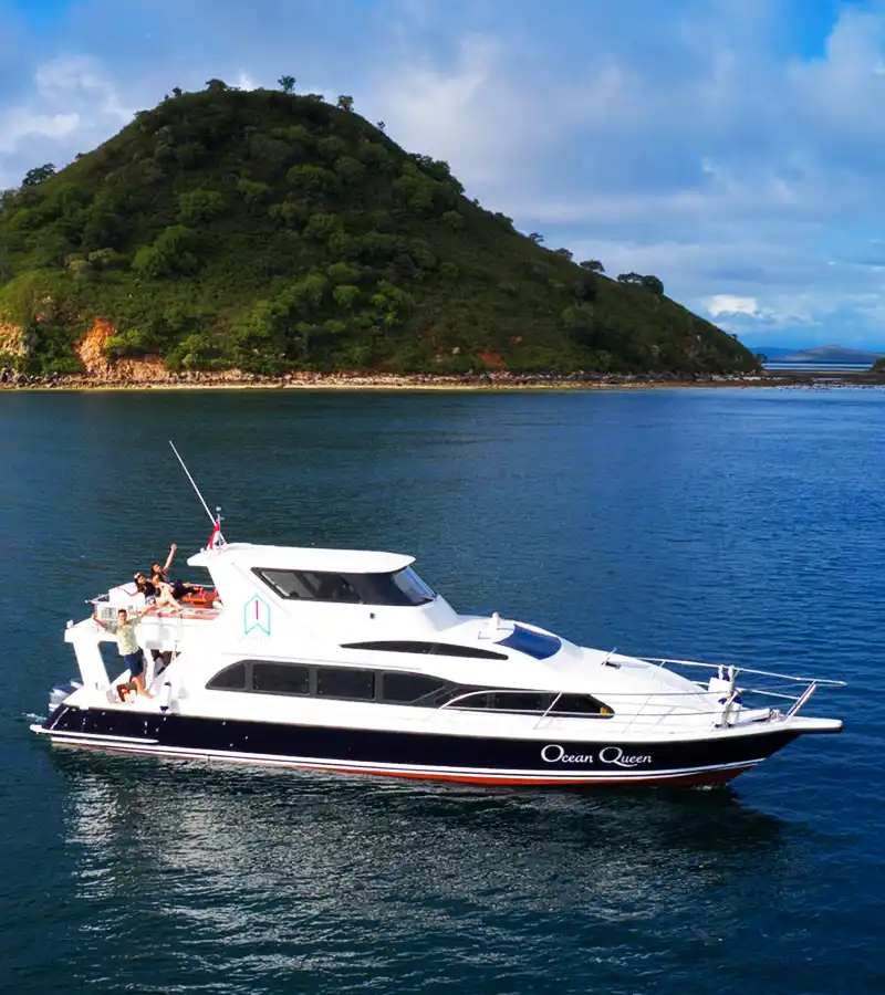 One Day Tour Labuan Bajo | Ara Adventure