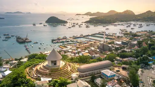 Labuan Bajo: 10 Tips untuk Liburan Tak Terlupakan